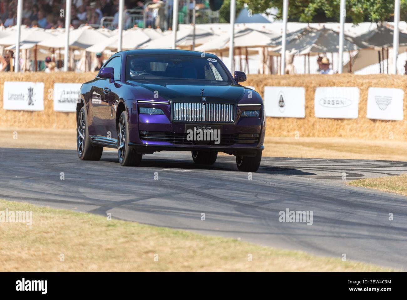 Rolls Royce Black Badge Spectre high-performance, electric super coupe ...