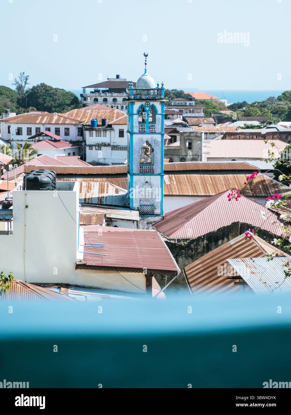Tanzania skyline hi-res stock photography and images - Alamy