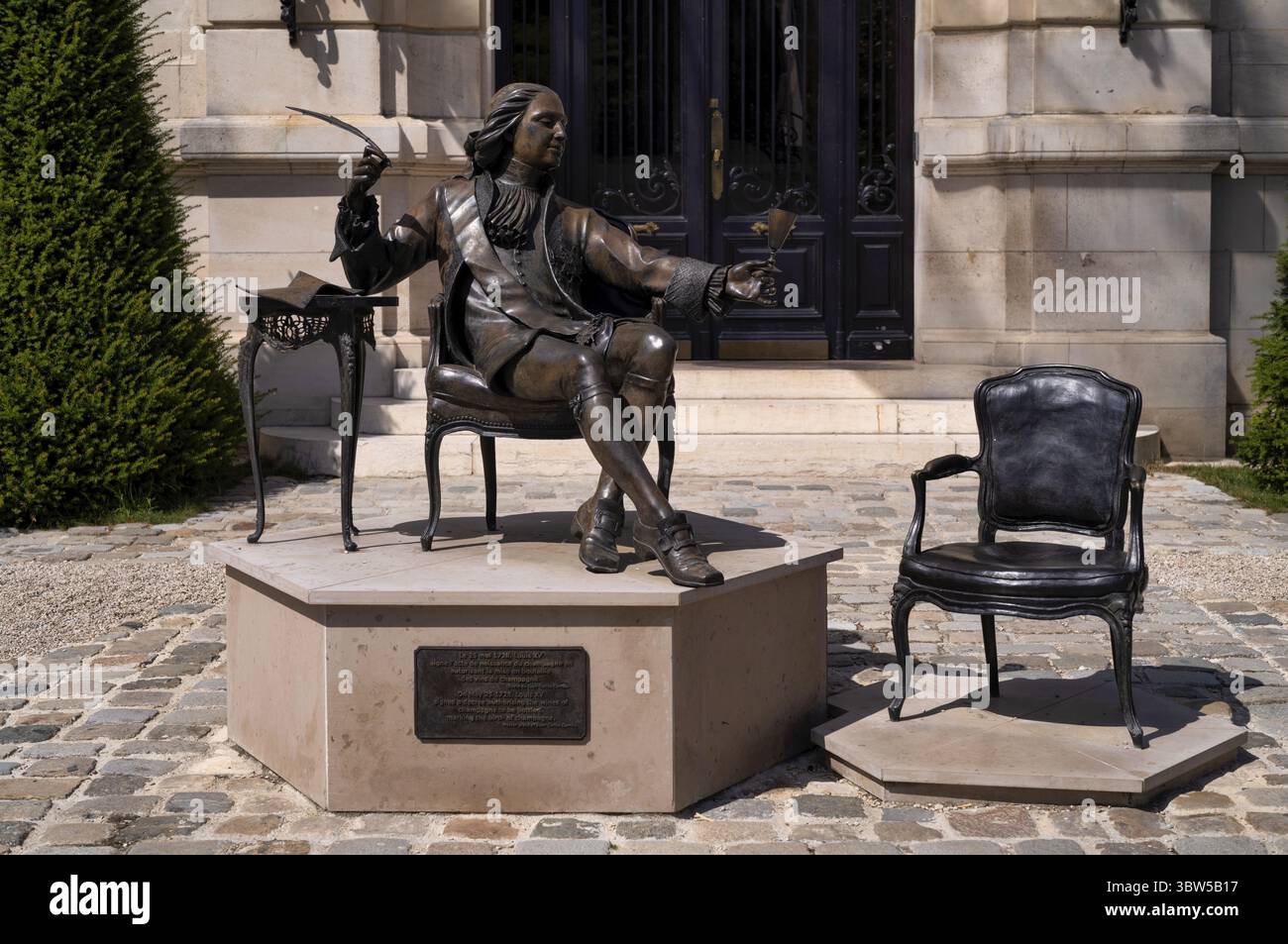 Statue of Louis XV in front of Hotel Champagne De Venoge, Epernay ...
