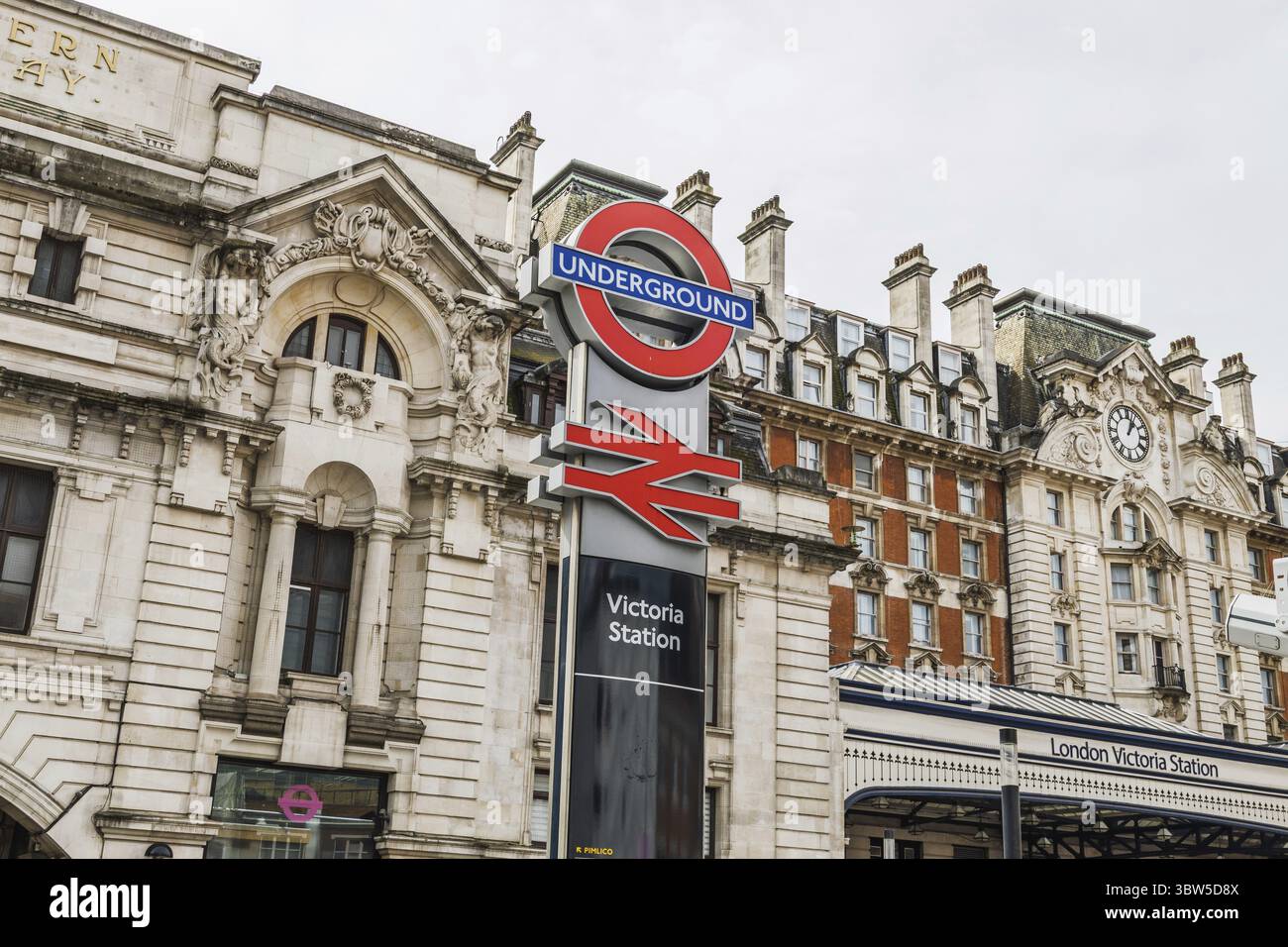 Iconic entrance to Victoria Station featuring classic London Tube ...