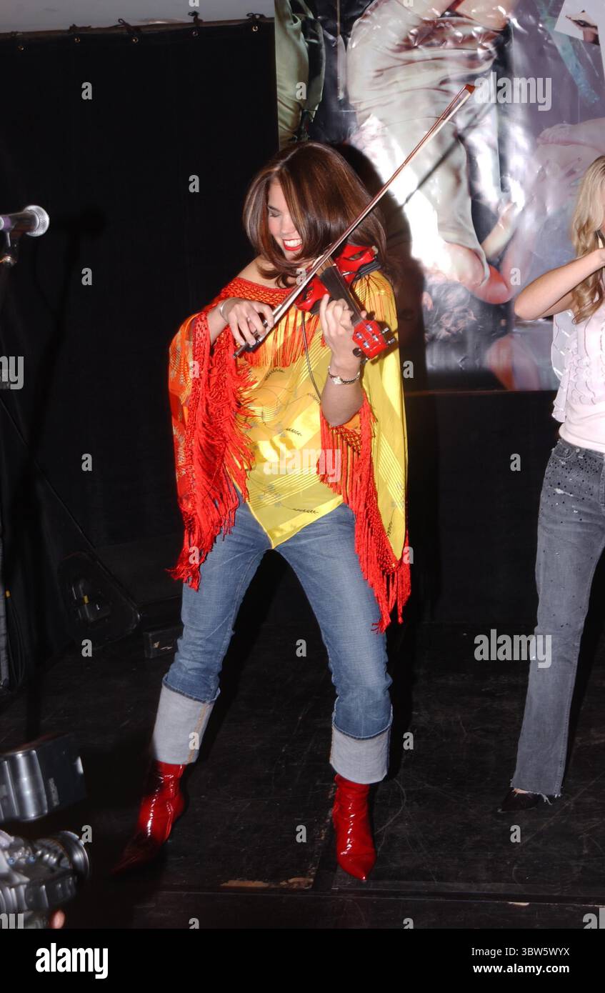 Oct. 16, 2002 - BOND PERFORMS AND PROMOTES THEIR NEW ALBUM ''SHINE ...