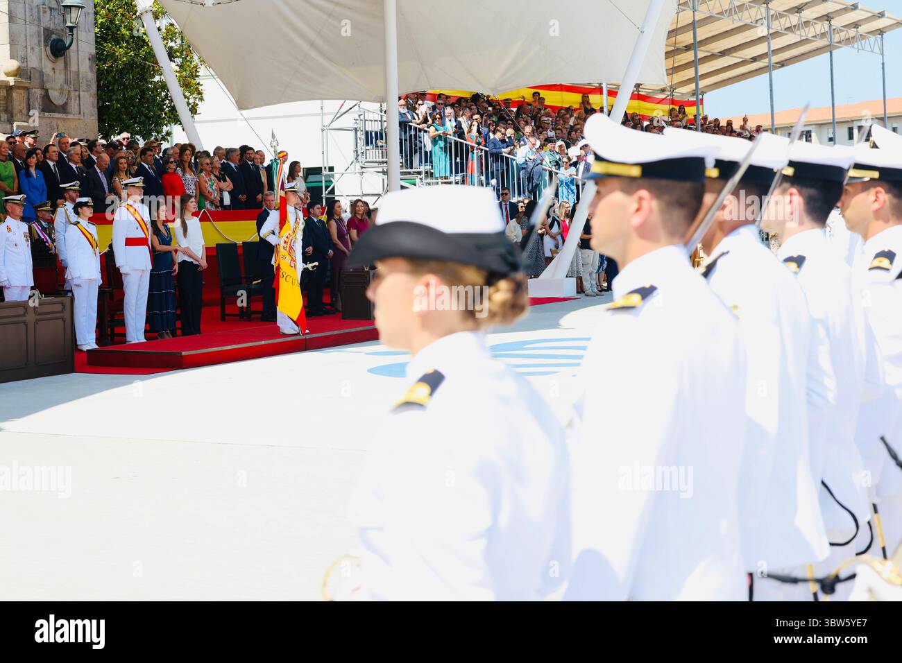 Spanish King Felipe VI and Princess Leonor de Borbon attending the Flag ...