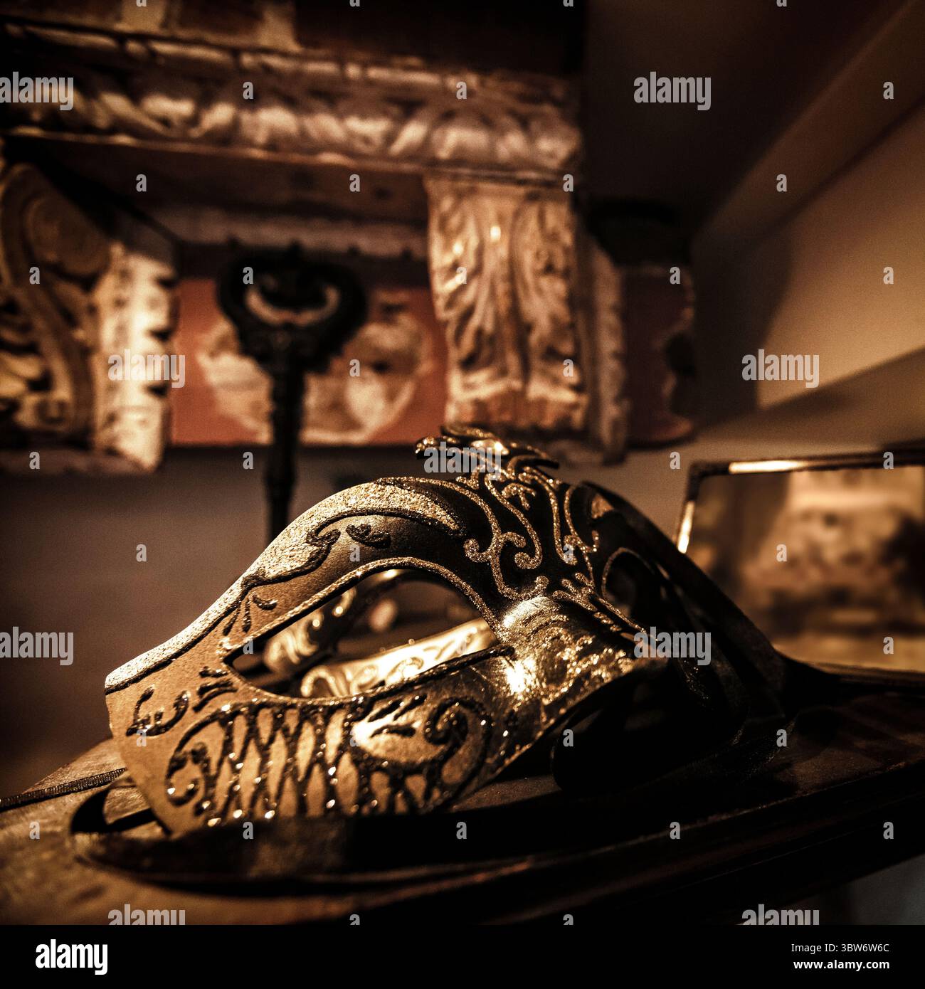 Unique table decor hi-res stock photography and images - Alamy