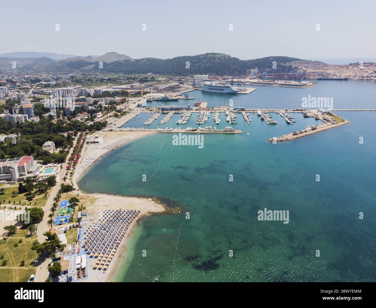 Luftbild der Stadt Bar, Montenegro und Adria Mittelmeer Stock Photo - Alamy