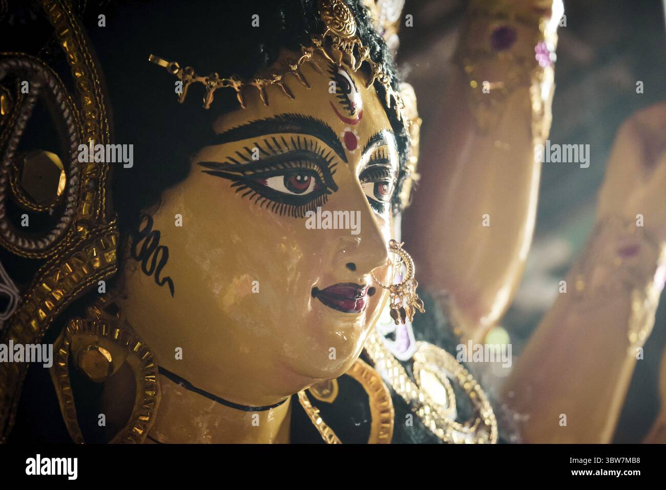 Side view maa durga idol hi-res stock photography and images - Alamy