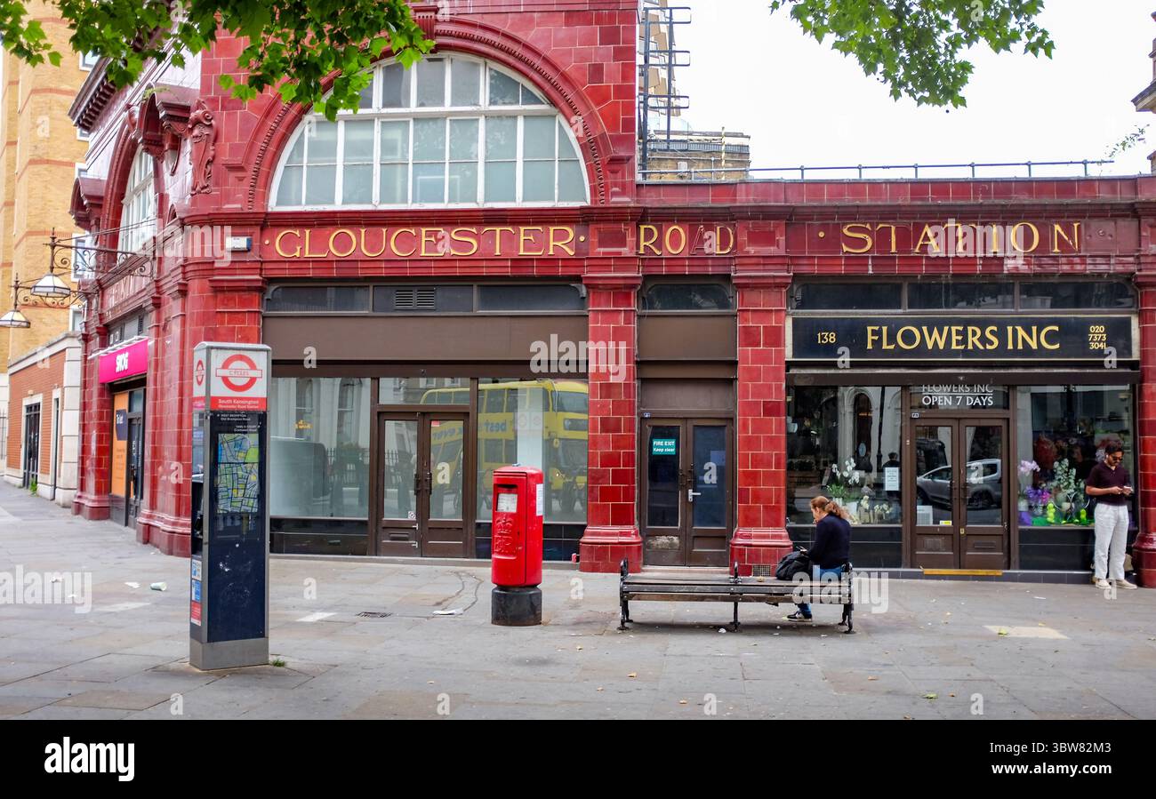Gloucester Road Station near Cromwell Road on District , Circle and ...