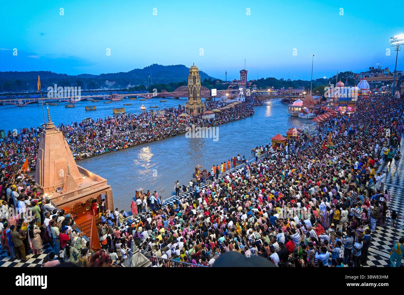 HARIDWAR, INDIA - JUNE 27: An aerial view of Har ki Paudi during Ganga ...