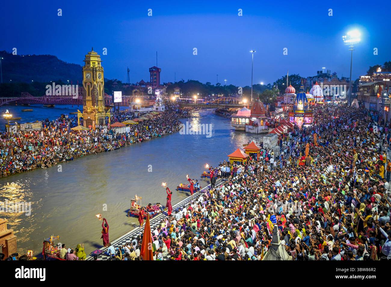 HARIDWAR, INDIA - JUNE 27: An aerial view of Har ki Paudi during Ganga ...