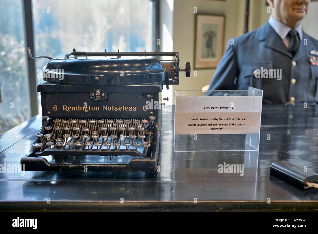 Remington Noiseless typewriter.favoured by Winston Churchill during his ...