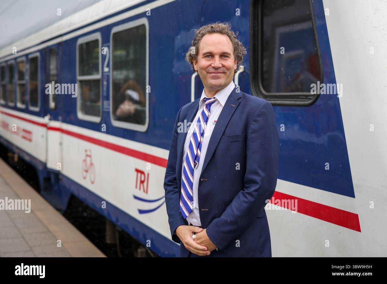 PRODUCTION - 16 July 2025, North Rhine-Westphalia, Essen: Henrik ...