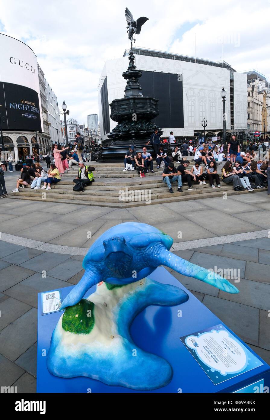 Piccadilly Circus, London, UK. 16th Jul 2025. The Tusk Turtle Trail ...