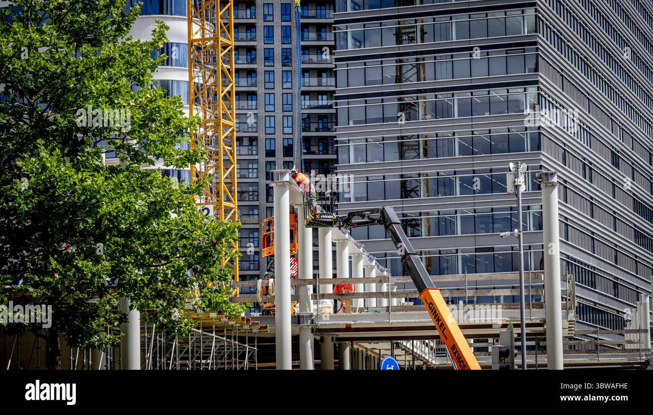 THE HAGUE - Building new construction ANP /HOLLANDSE HOOGTE /ROBIN ...