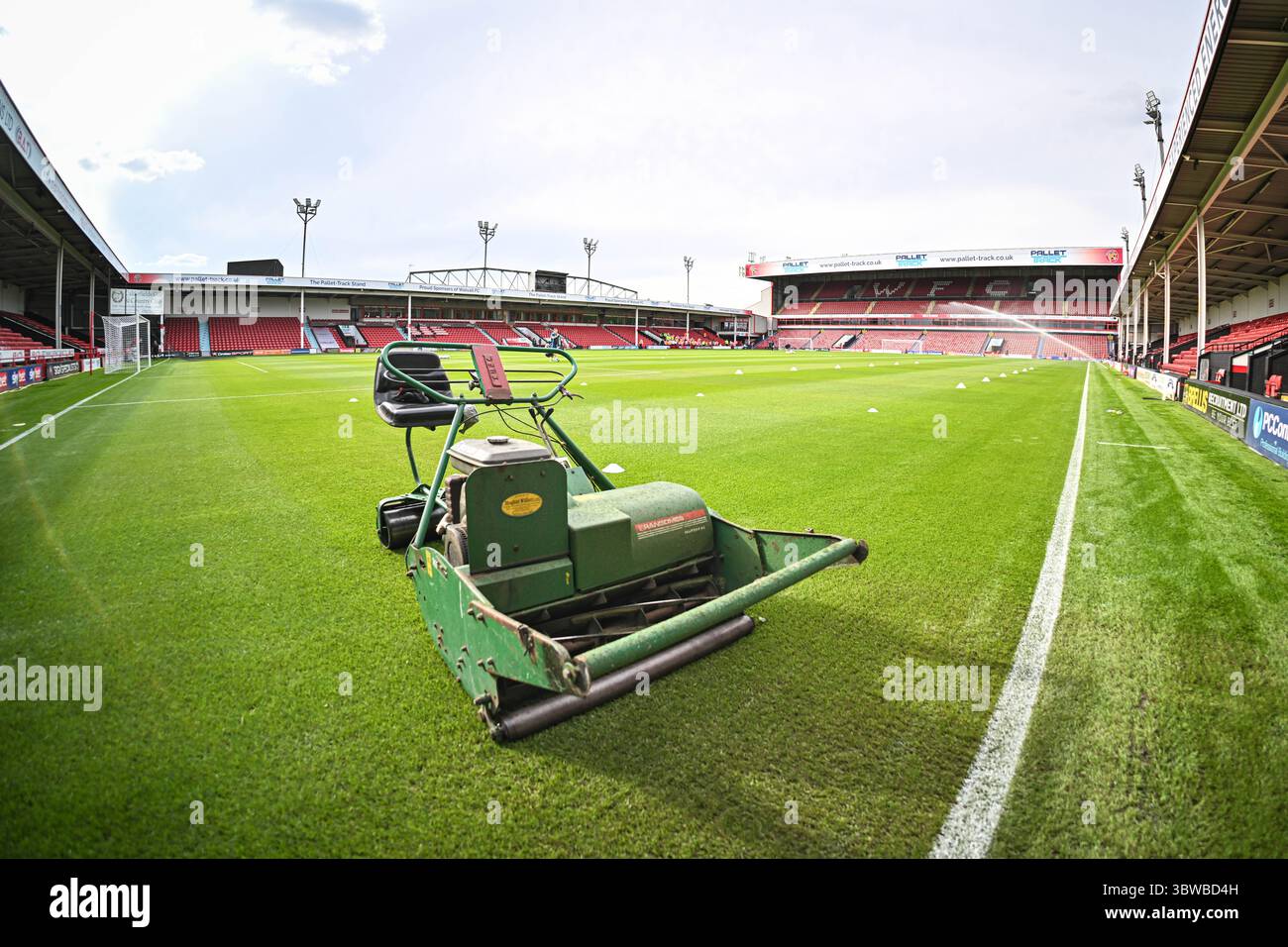 Walsall bescot stadium general view hi-res stock photography and images ...
