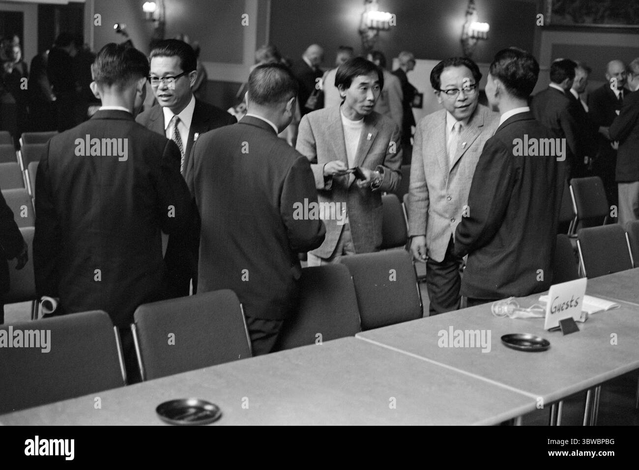 Cambodia war map Black and White Stock Photos & Images - Alamy