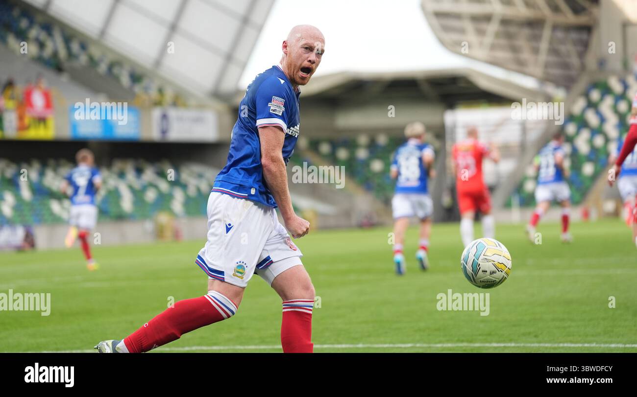 Chris shields 2025 hi-res stock photography and images - Alamy