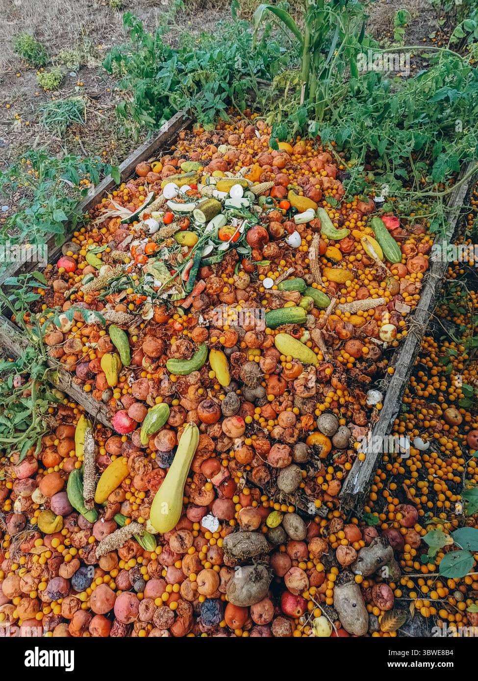 Compost pile and green nature recycling symbol. Fertilizer and compost ...