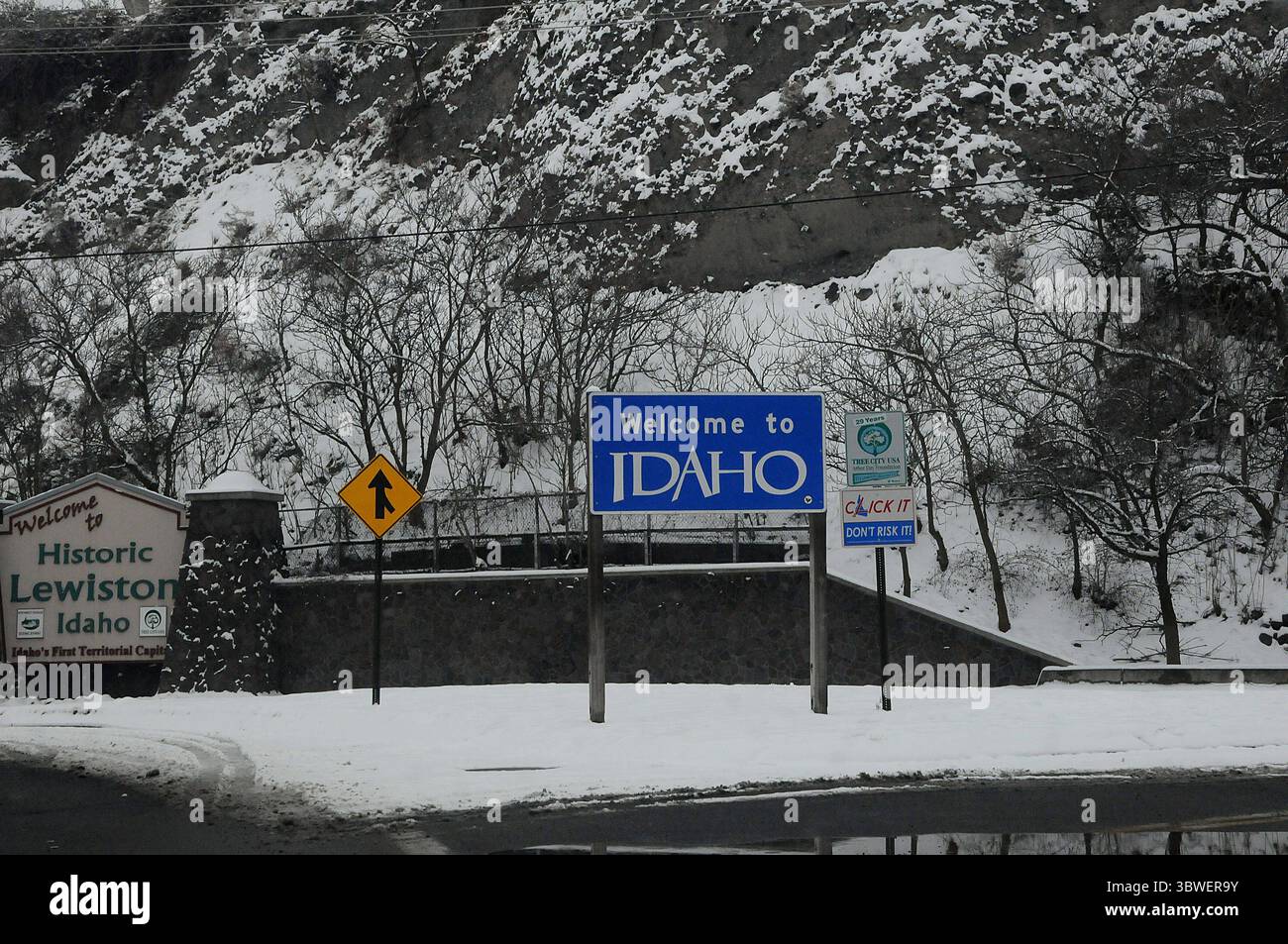 LEWISTON/IDAHO/USA 28.December 2017. Freezing cold winter due to heavy ...