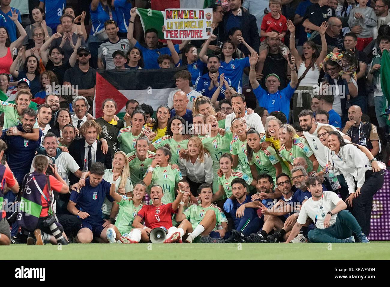 Italy players celebrate after the Women's Euro 2025 quarterfinals ...