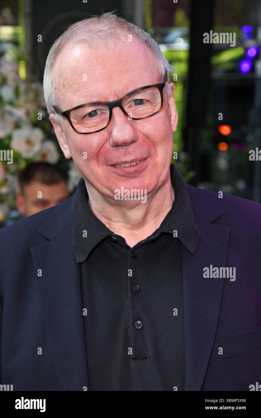 Ludger Pistor beim Casa Bellucci Summer Terrace Grand Opening am ...