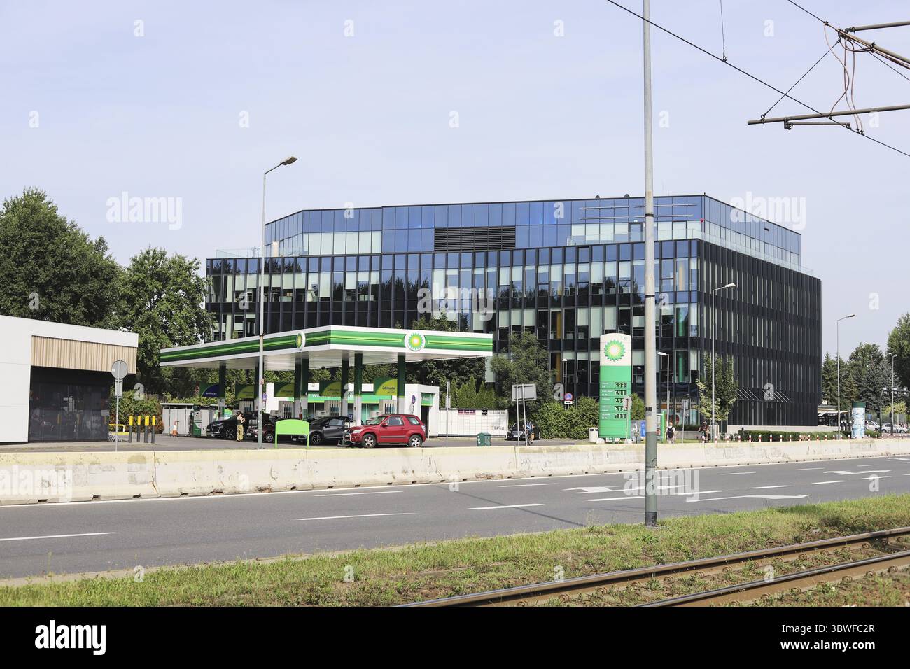 Bp petrol station corporate hi-res stock photography and images - Alamy