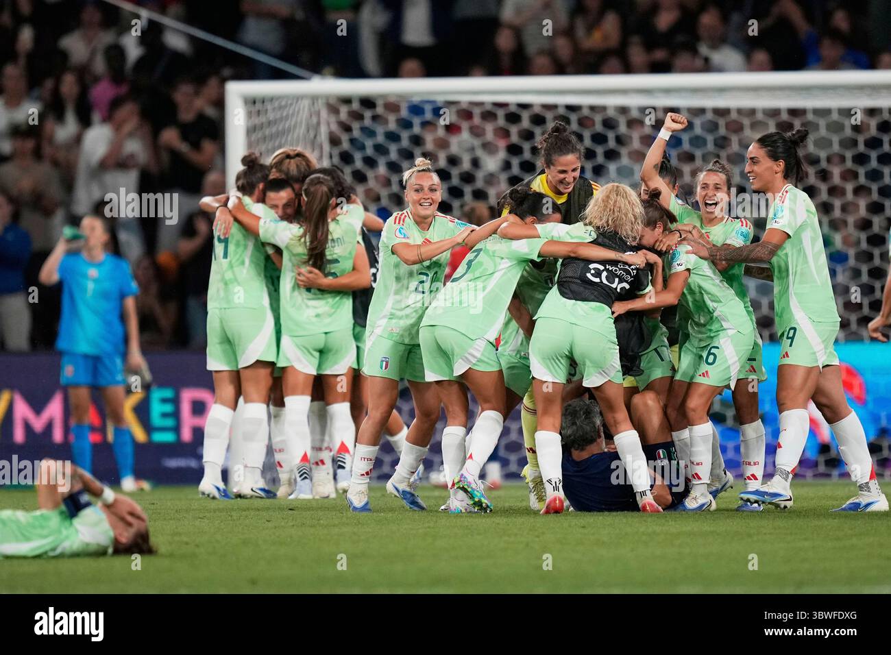 Italy players celebrate after the Women's Euro 2025 quarterfinals ...