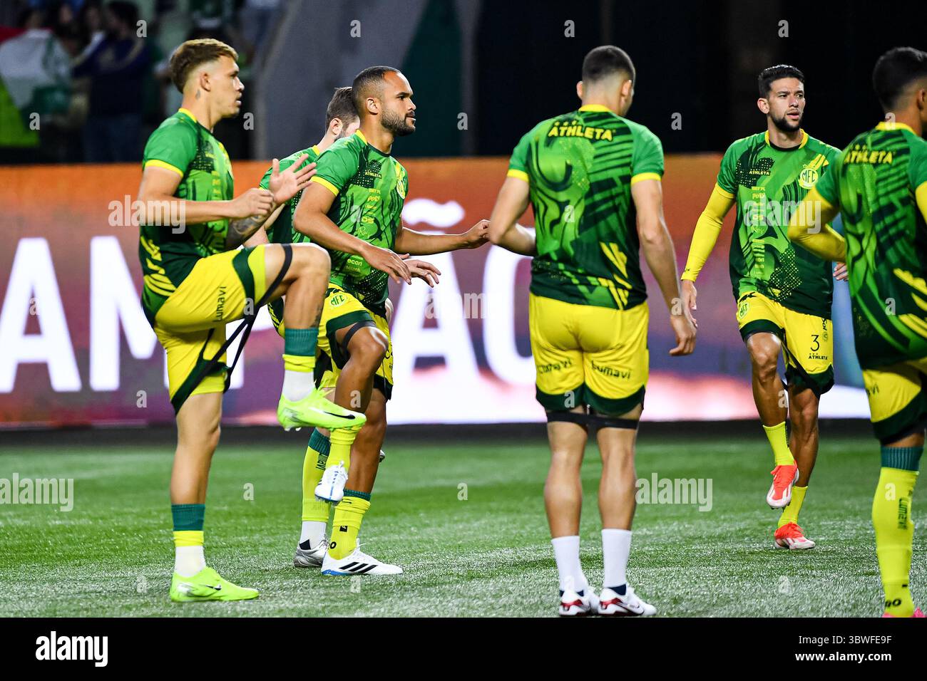 SãO PAULO, SP - 16.07.2025: PALMEIRAS X MIRASSOL - Mirassol team during ...