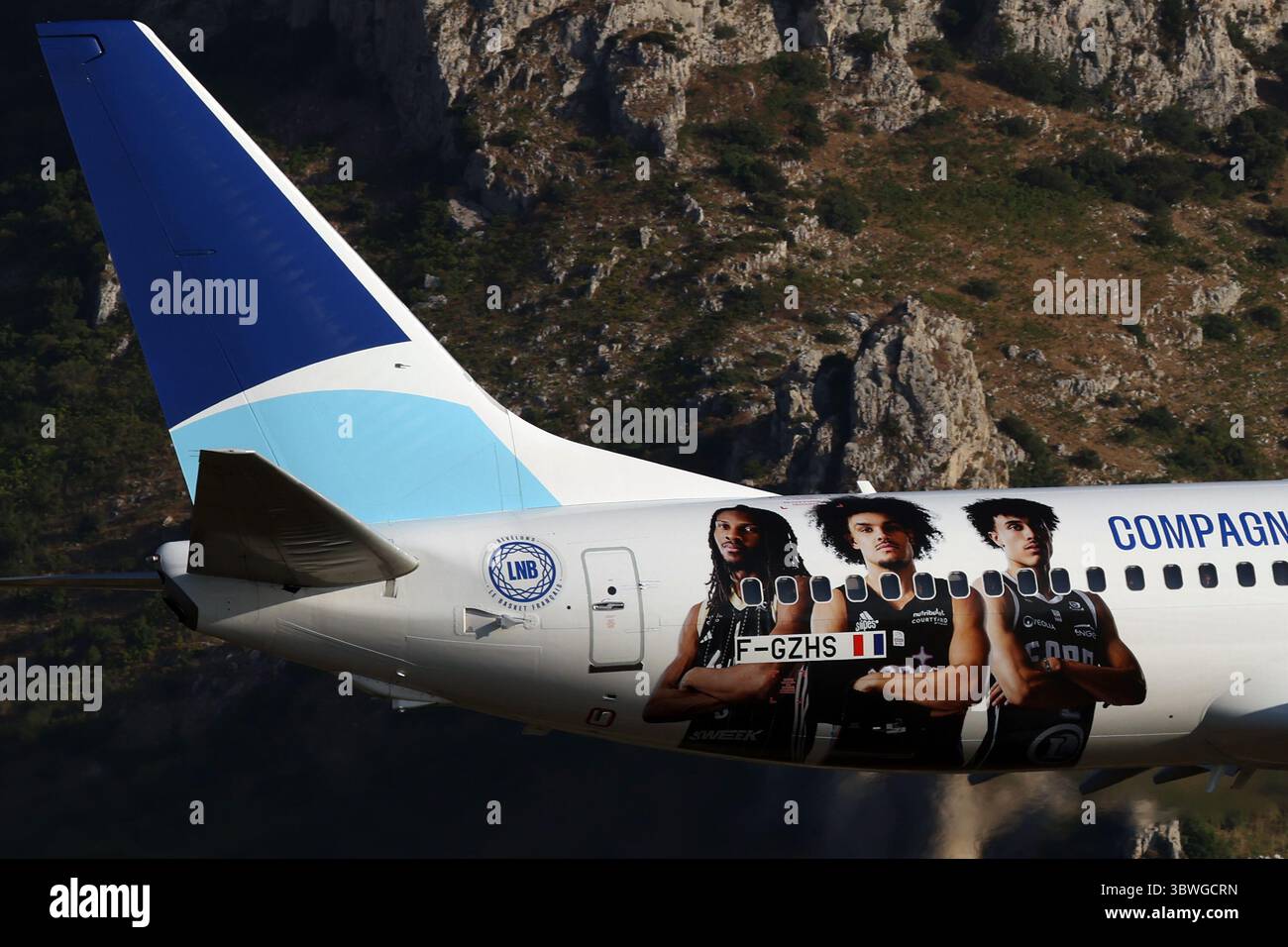 in the photo Boeing 737-84P of the Asl company with Compagnie ...