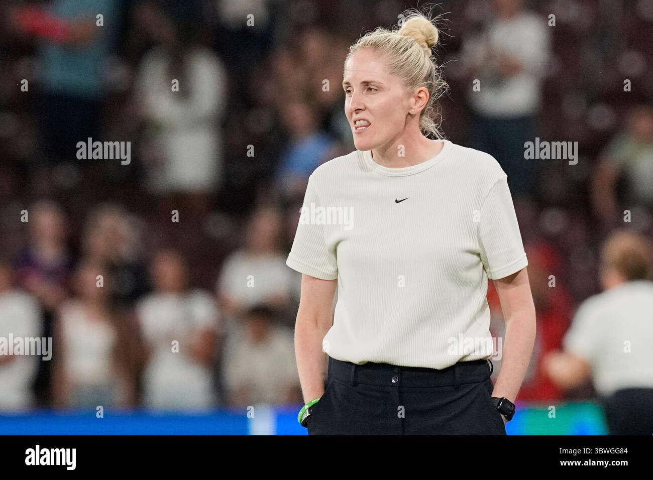 Norway head coach Gemma Grainger reacts on the pitch after losing the ...
