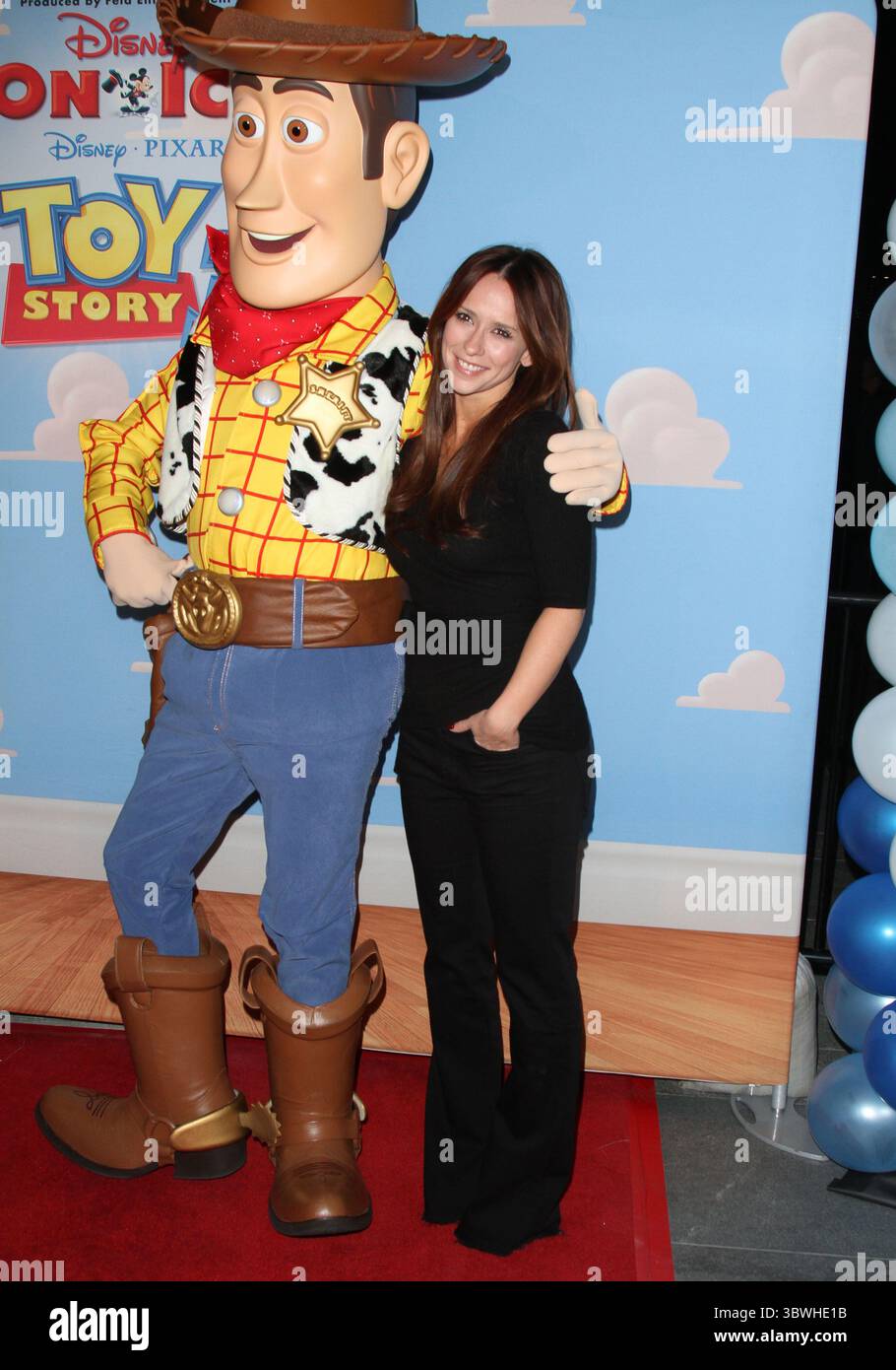 Jennifer Love Hewitt in attendance; Disney On Ice Presents Disney-Pixar ...