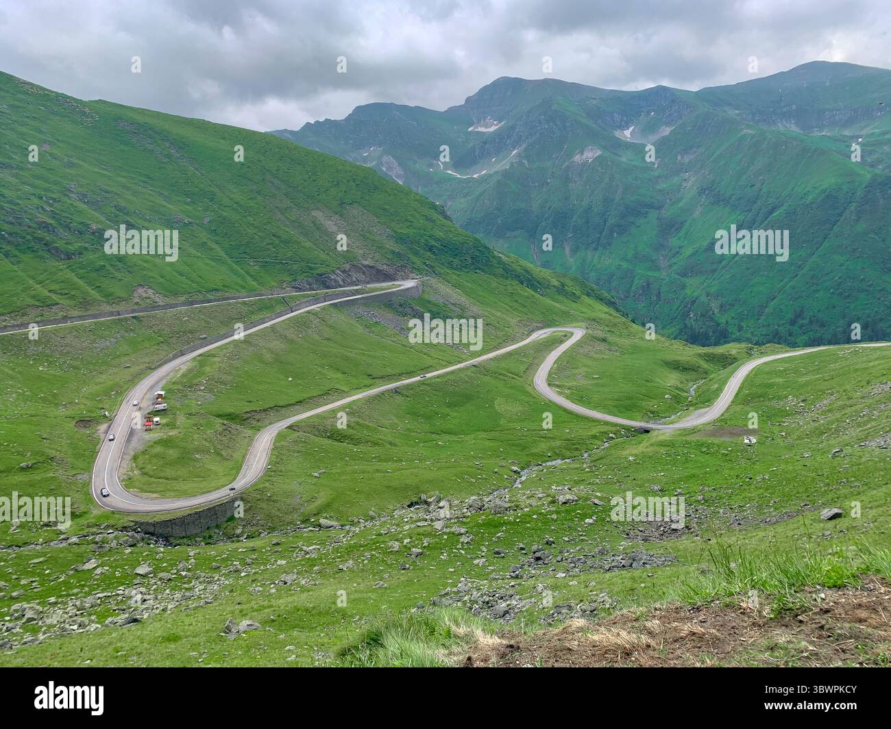 Romania mountain road scenery hi-res stock photography and images - Alamy