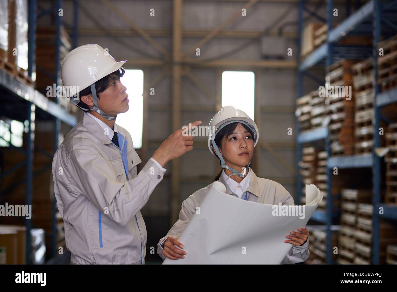 Japanese workers at construction site Stock Photo - Alamy