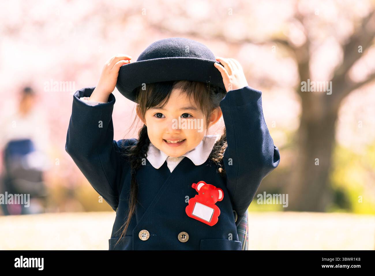 Japanese kid at the park Stock Photo - Alamy