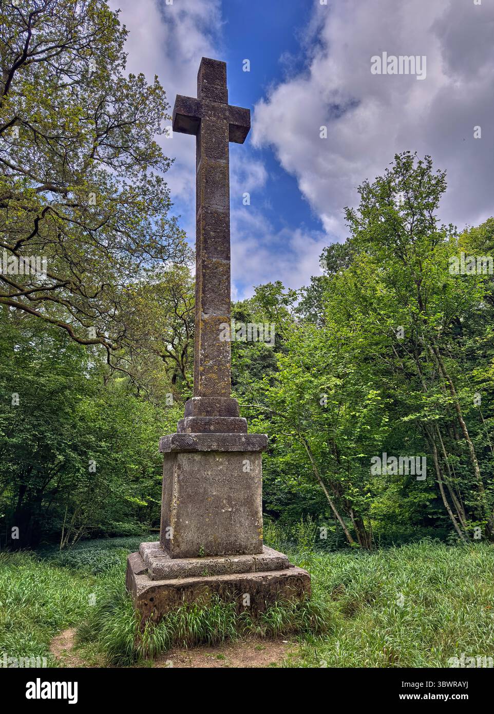 Dead Man's Plack: a Grade-II listed 19th-century monument to Æthelwold ...