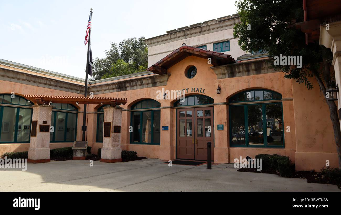 Covina, California: Covina City Hall – Civic Government Building at 125 ...