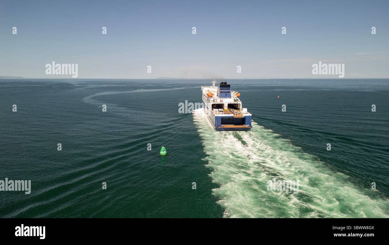 This striking image captures the P&O European Highlander ferry as it ...