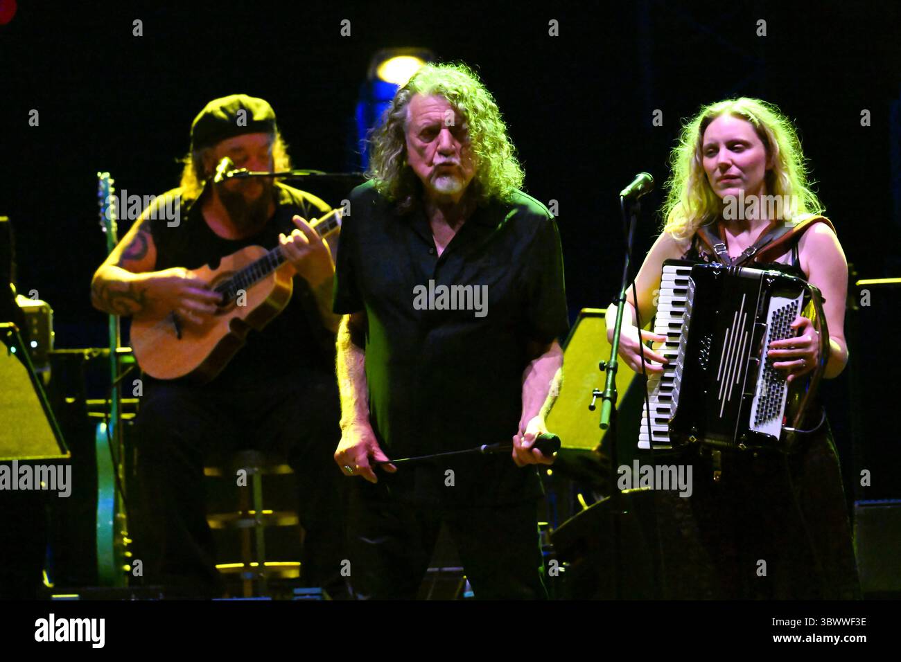 Robert Plant presents Saving Grace feat. Suzi Dian at the 64th festival ...