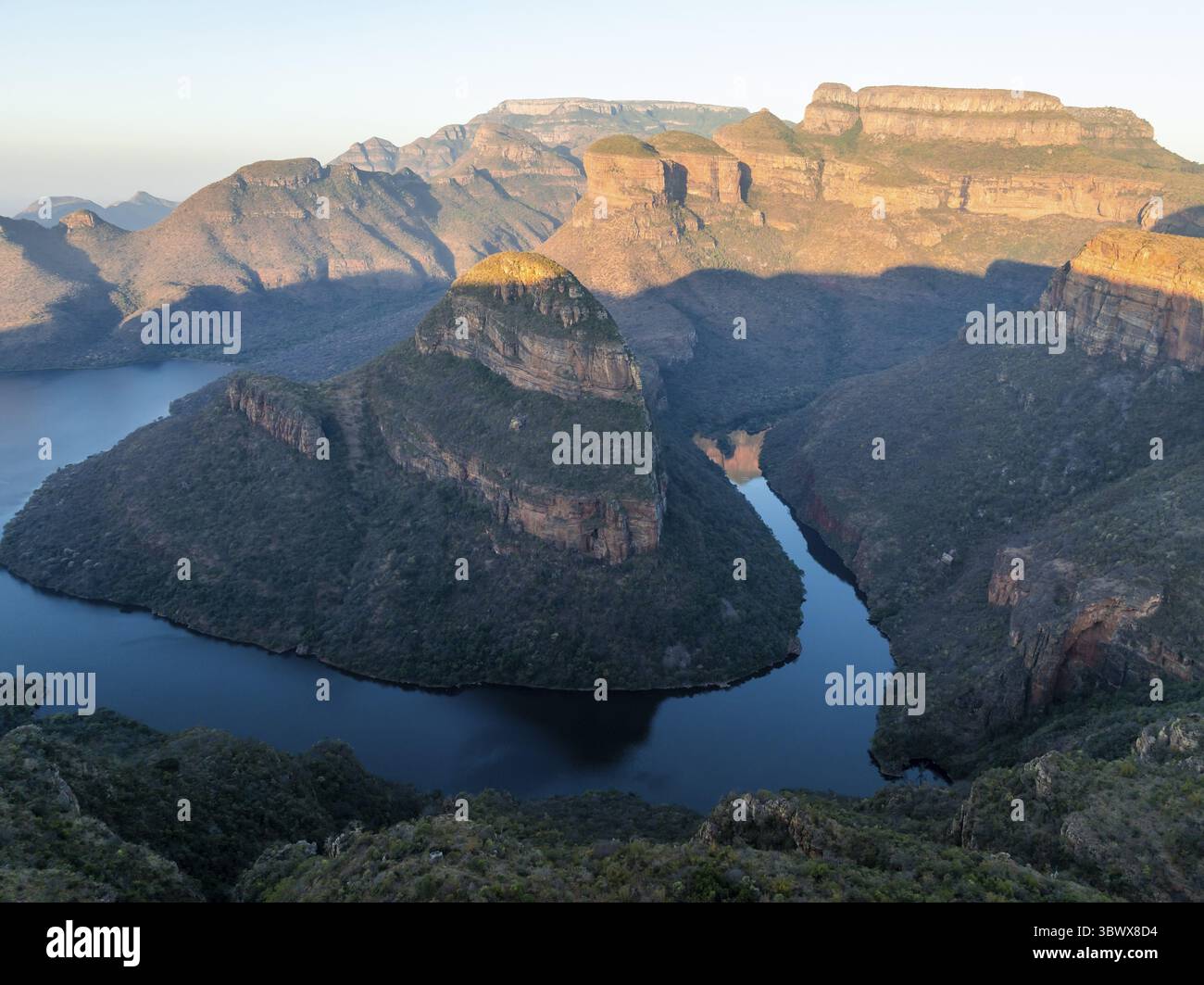 Sunset, Blyde River Canyon with Three Rondawels peak, view of gorge ...