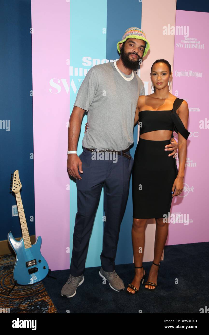 HOLLYWOOD, FLORIDA - JULY 24: Lais Ribeiro, Joakim Noah attends the ...