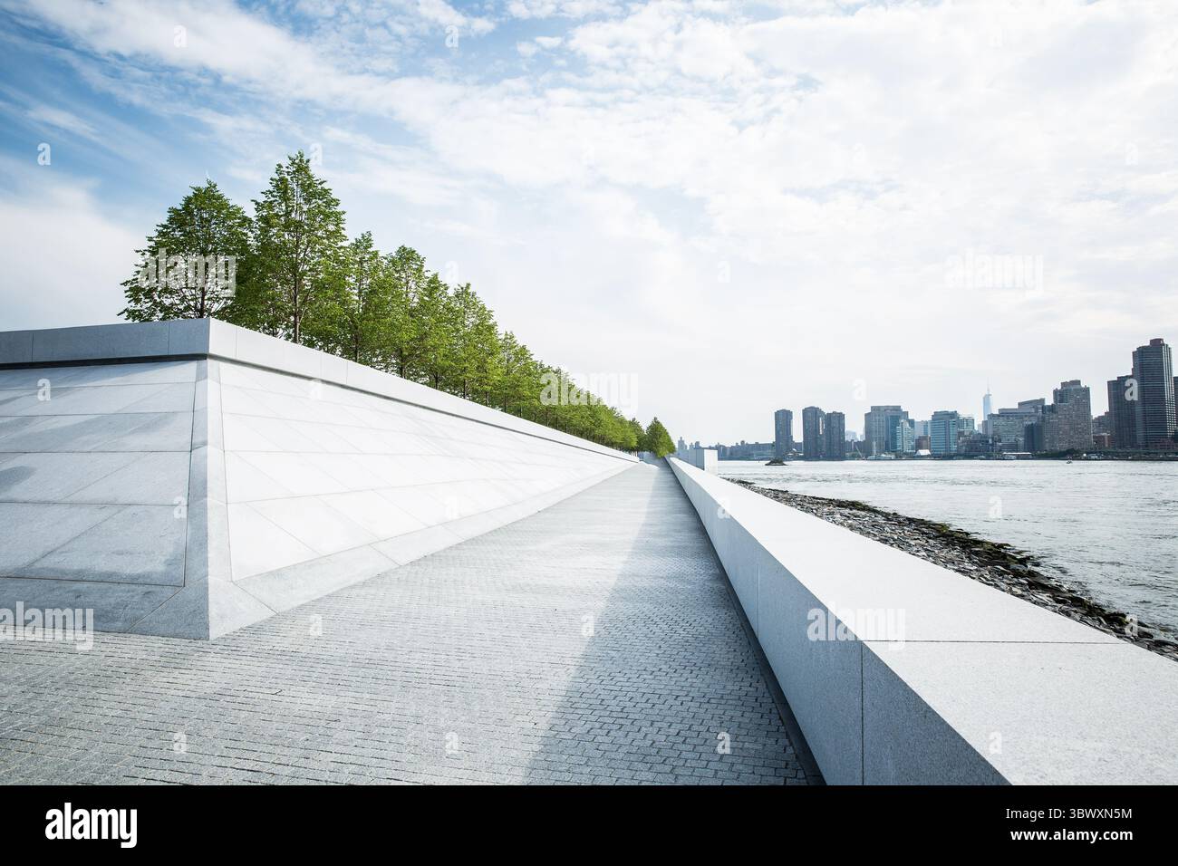 Roosevelt island park hi-res stock photography and images - Alamy