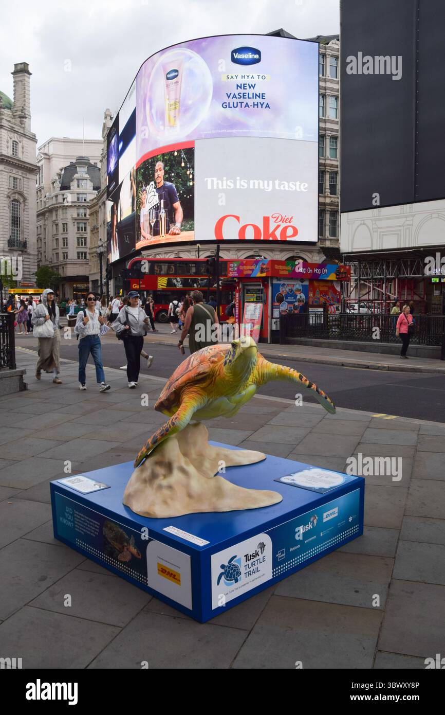 London, UK. 17th July 2025. A turtle sculpture designed by Dave White ...