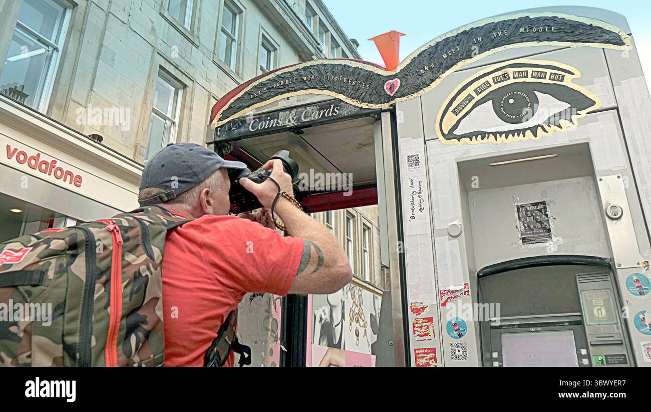 Glasgow, Scotland, UK. 17th July, 2025. Artist Ashley Rawson famous for ...