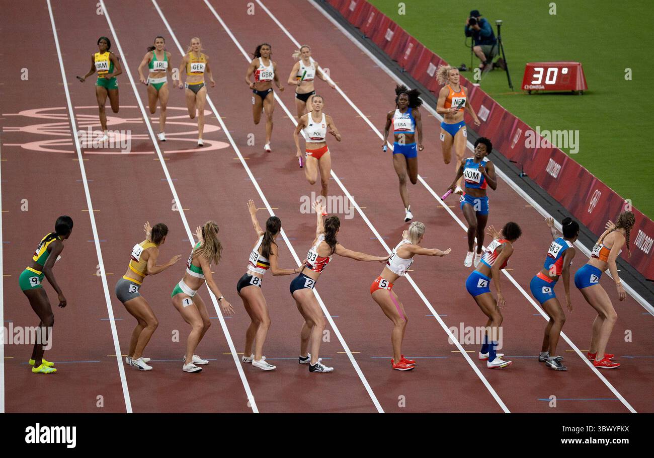 July 31, 2021, Tokyo, Kanto, Japan: The 4x400m Relay Mixed underway ...