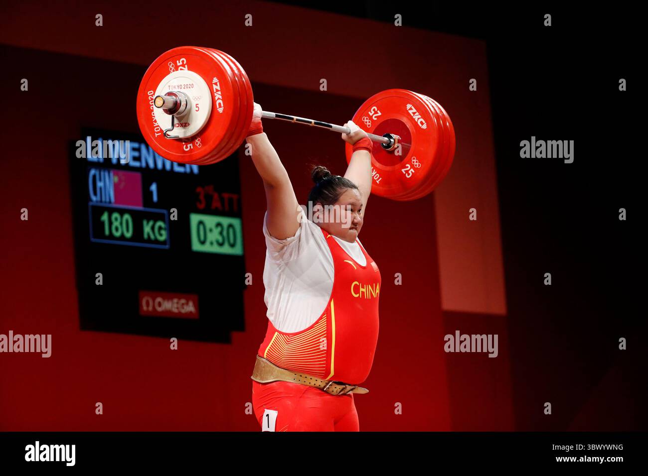 August 2, 2021, Tokyo, Kanto, Japan: Li Wenwen of (CHN) makes a ...