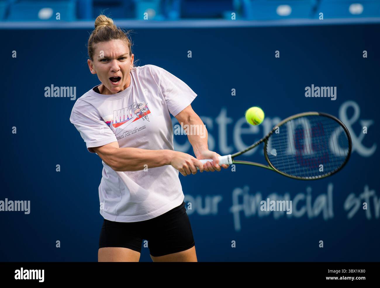 August 13, 2021, CINCINNATI, UNITED STATES: Simona Halep of Romania ...