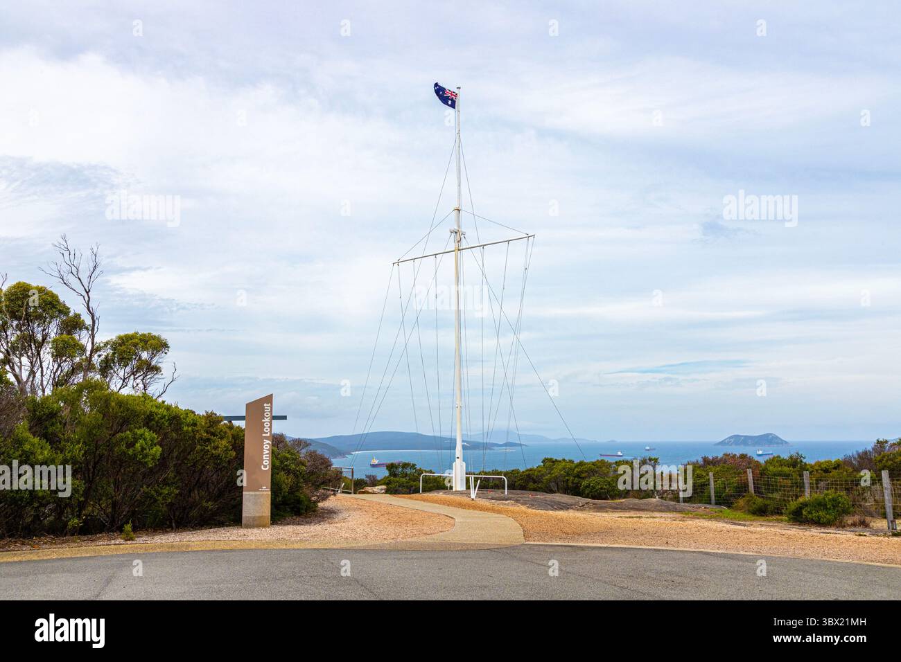 The Convoy Lookout viewpoint overlooking the King George Sound at the ...