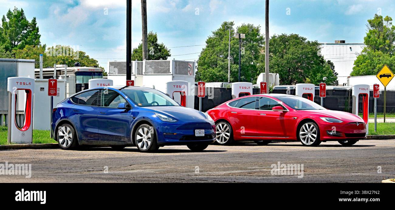 July 18, 2021, Emporia, Kansas, US: A blue Model Y Tesla Hatchback and ...