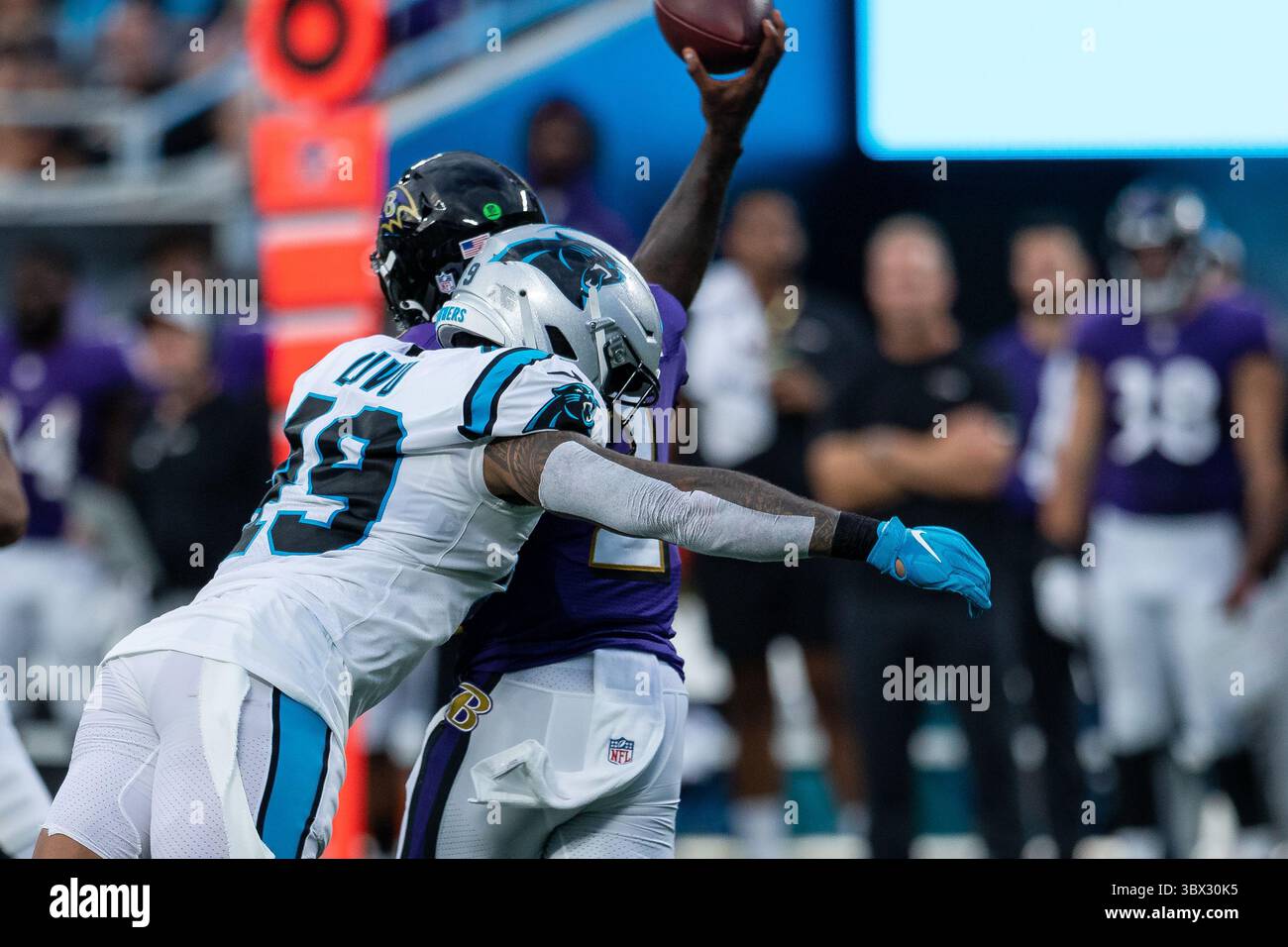 August 21, 2021: Carolina Panthers linebacker Frankie Luvu (49) hits ...