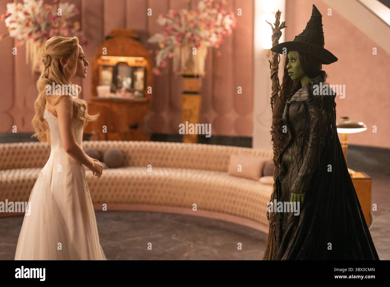Wicked for good 2025 film hi-res stock photography and images - Alamy
