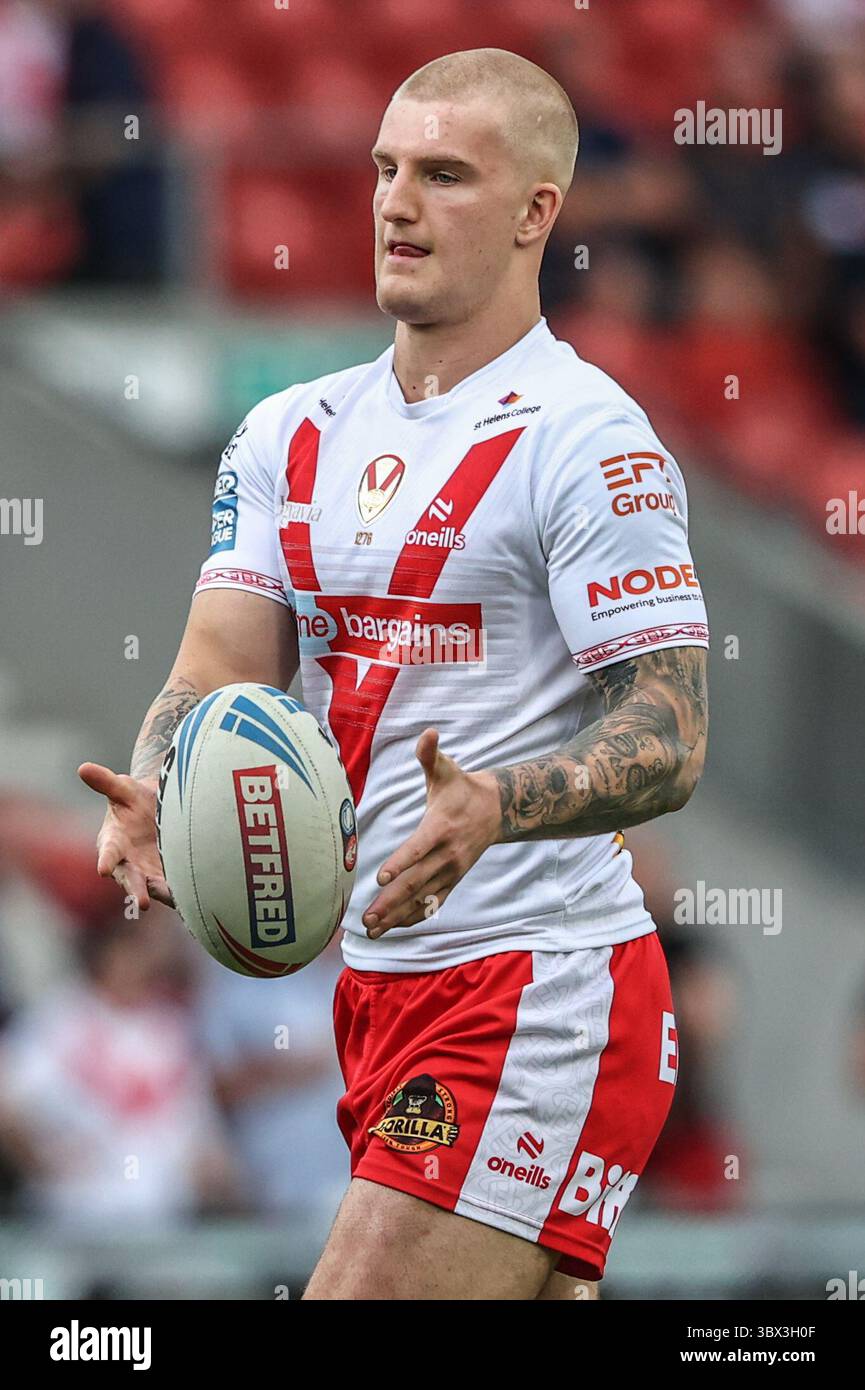 George Delaney of St. Helens during pre-game warm up during the Betfred ...