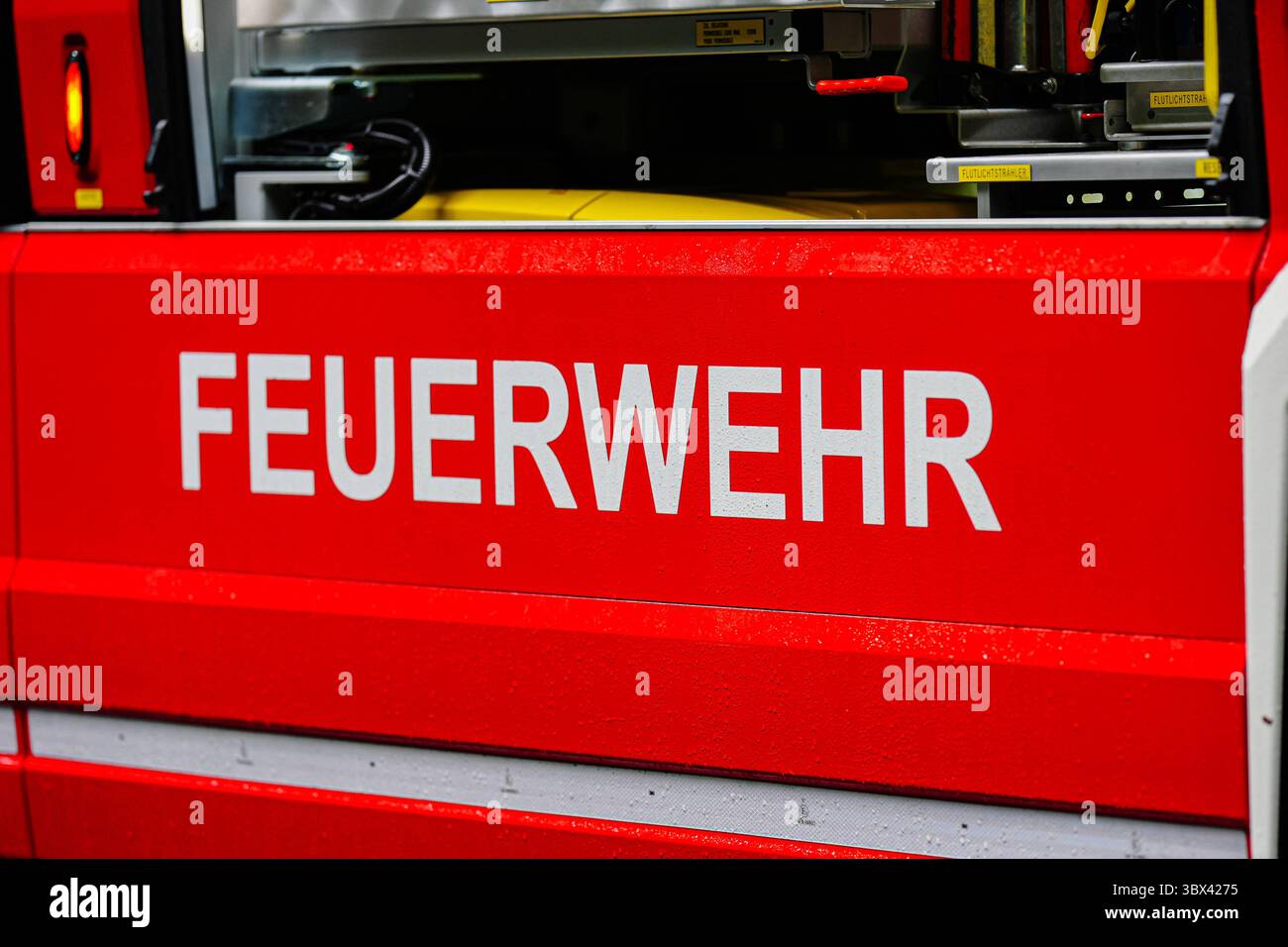Grosshansdorf Themenfoto: Feuerwehr, 17.07.2025 Aufschrift Feuerwehr ...